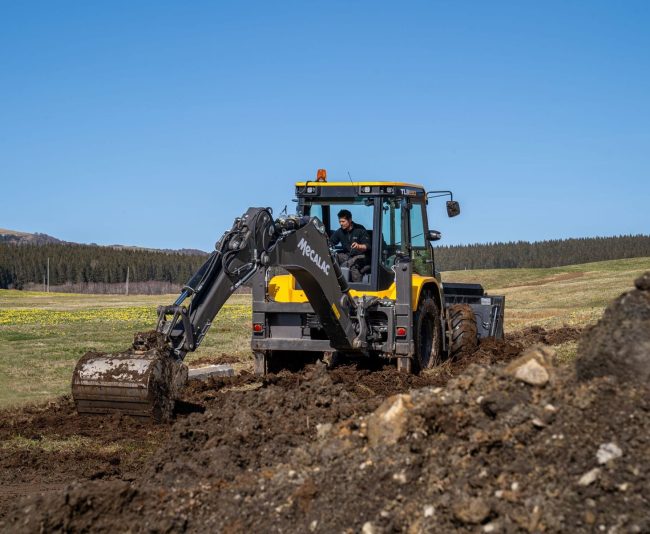 Mecalac – TLB890 | NVG Heavy Equipment Services